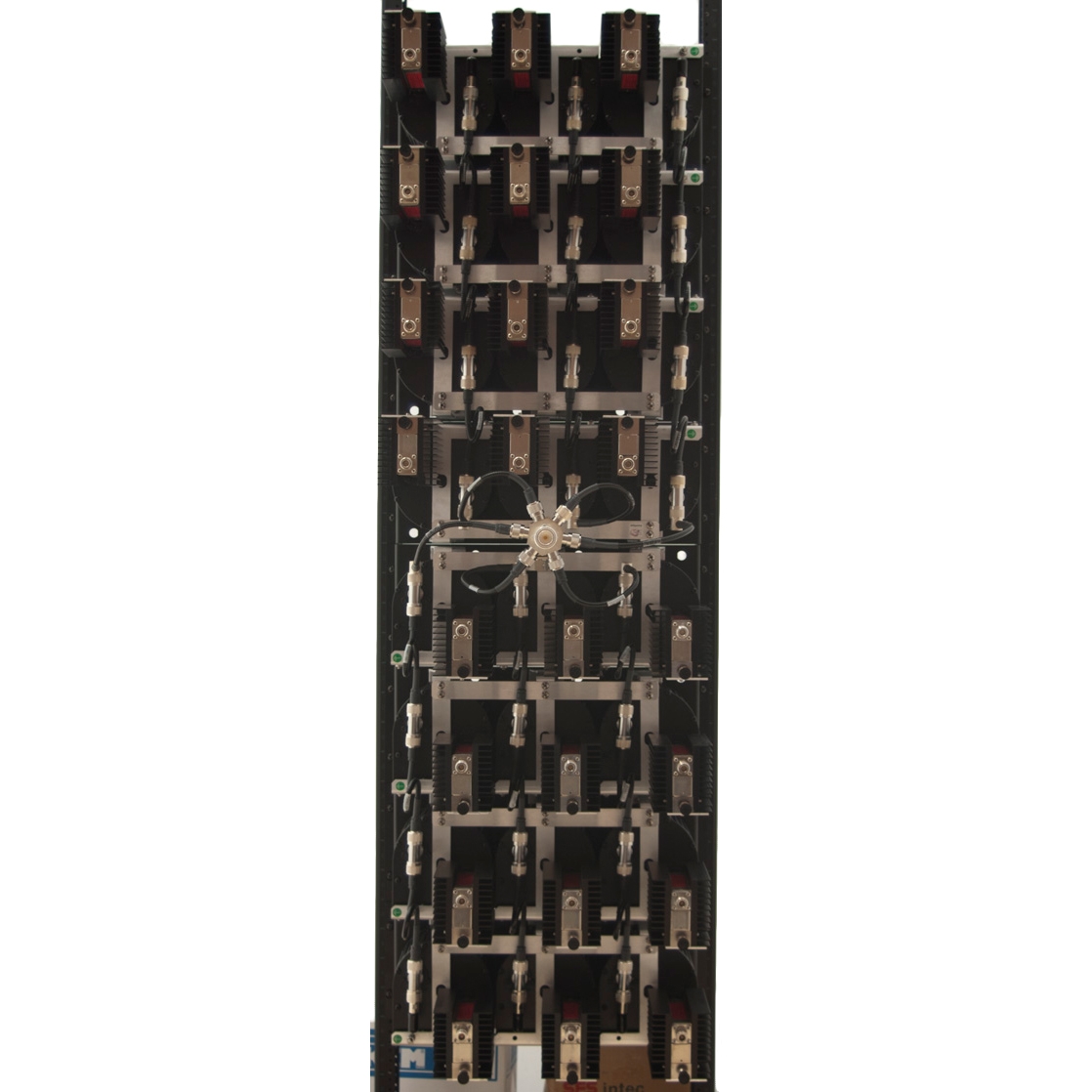 763-776 MHz, 24 Ch. Cavity Combiner (DSCC75-24D) | dbSpectra